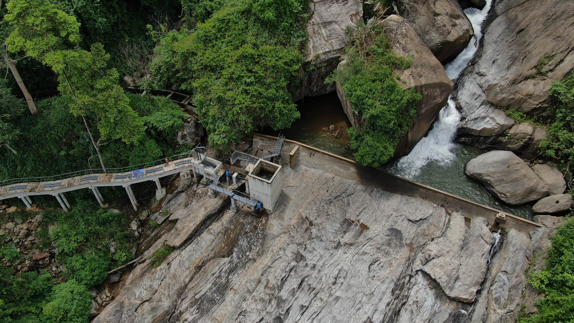 Project: clean drinking water in Sri Lanka | Hemmathagama